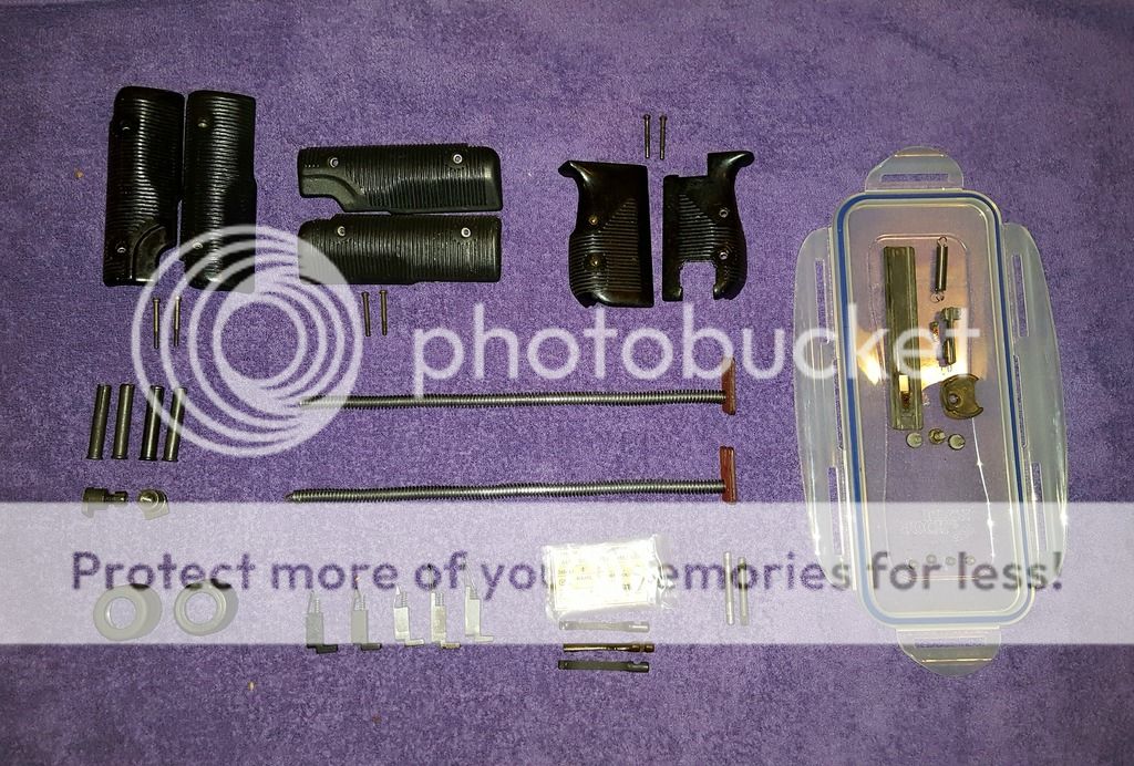 WTS: Full Size UZI 9mm FA & SA Extractors. NEW IMI. *PIC* - Parts and ...